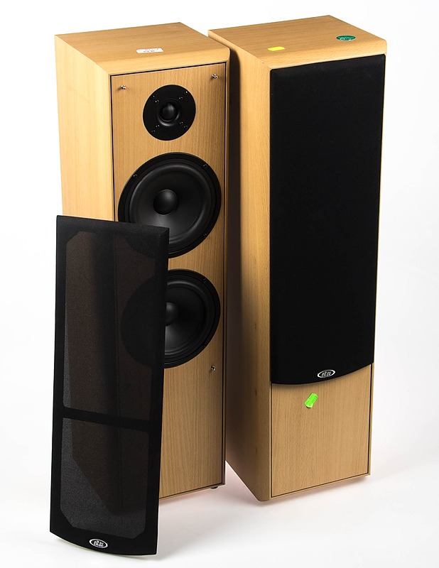 Viihde-elektroniikkaa kuukauden takuulla